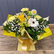 Hocknells Florist Crewe - Order Online or 01270 212343
