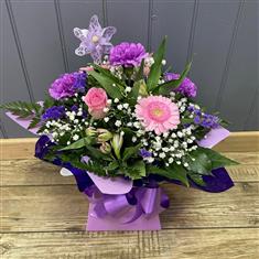 Hocknells Florist Crewe - Order Online or 01270 212343